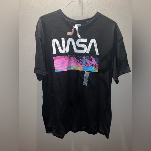 Delta | Tops | Nwt Nasa Graphic Tee | Poshmark